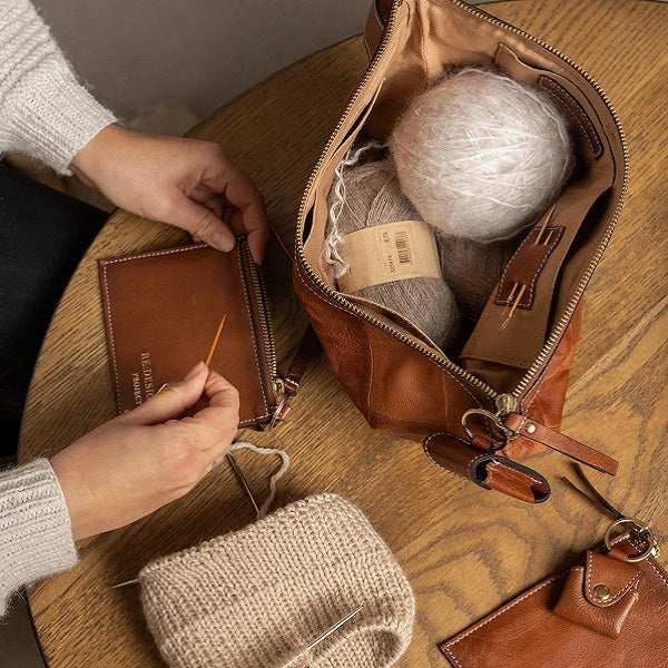 ReDesigned Project Bags: Leather Knitting Bags - FelinFach