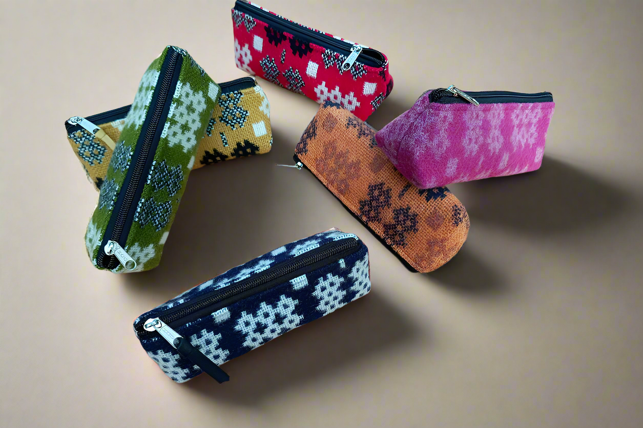 Tapestry Pencil Case: Welsh Tapestry Gifts - FelinFach