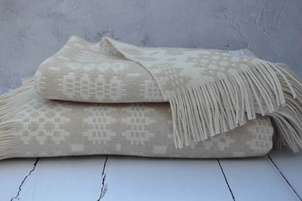 Welsh Tapestry Blankets | Welsh rugs | Hiraeth - FelinFach